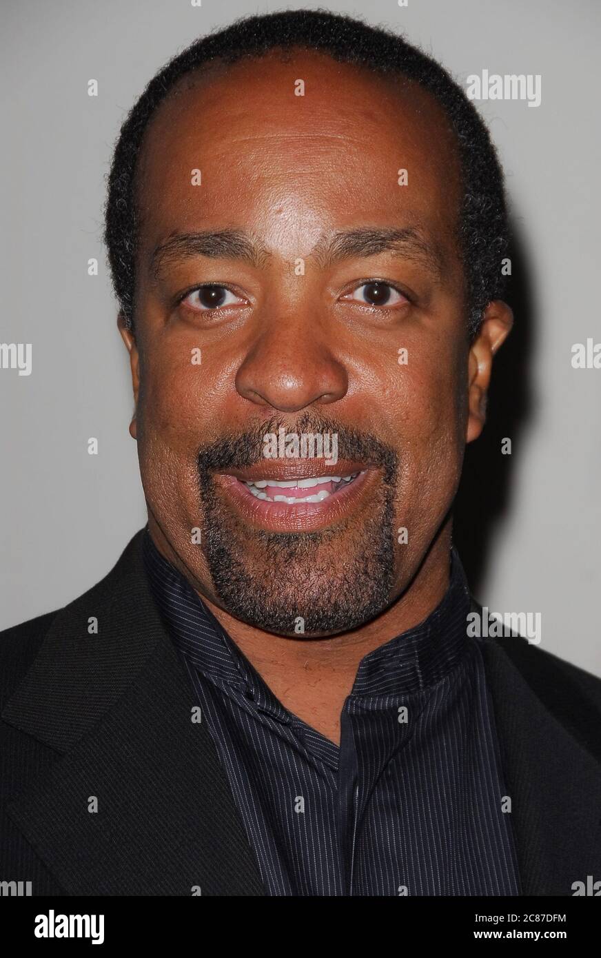 Robert Gossett at the Padres Contra El Cancer's 7th Annual 'El Sueno de ...