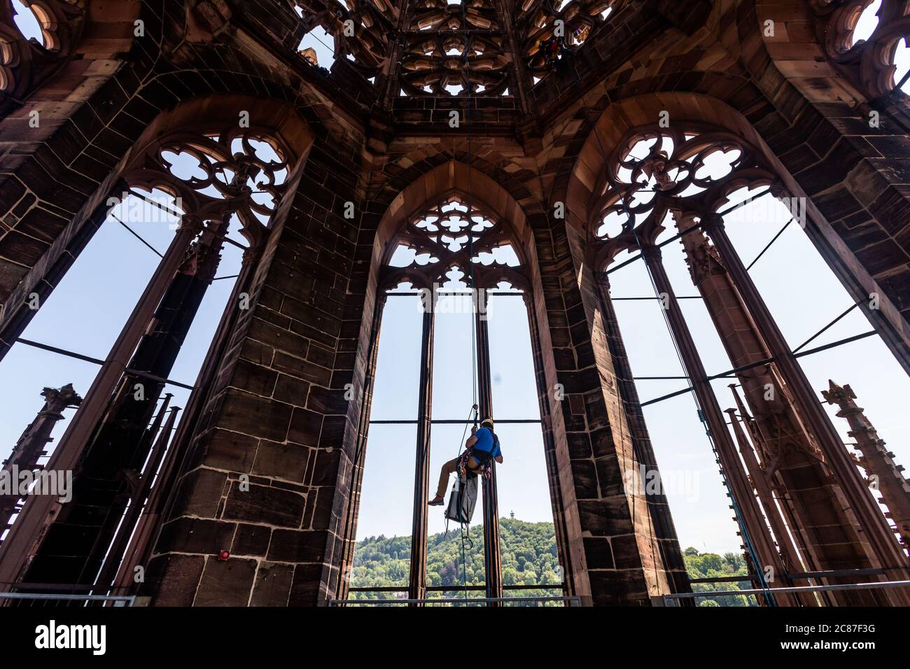 Inside a falling down building hi-res stock photography and images - Alamy