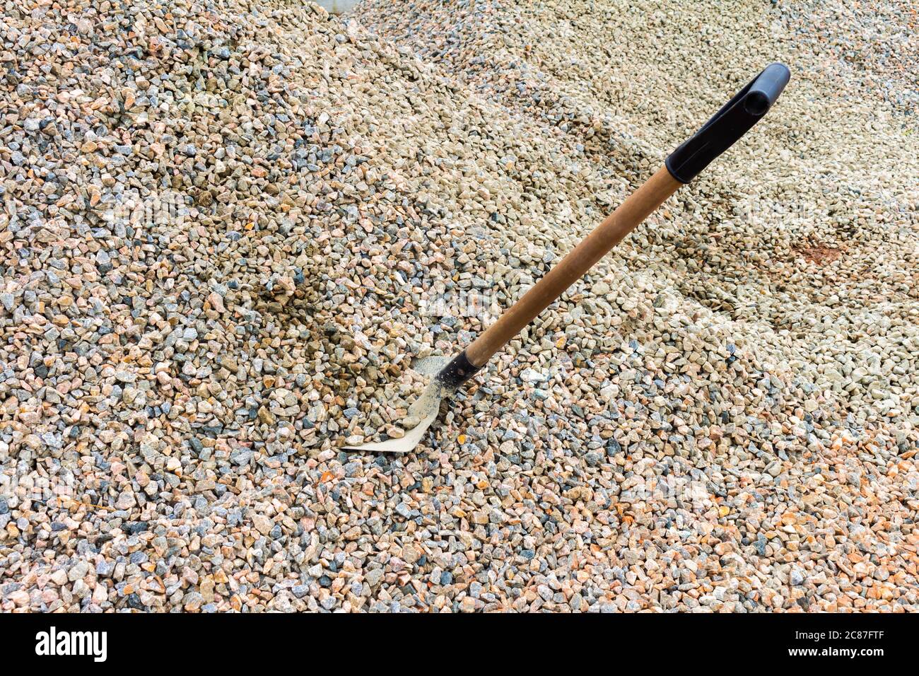 Small broken stones used for construction. Natural material for columns ...