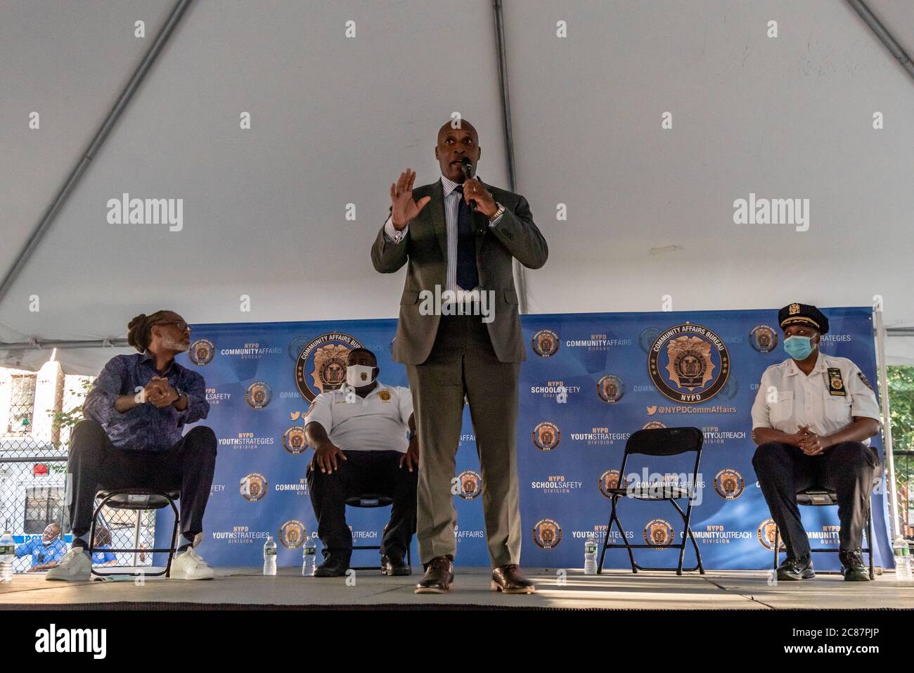 Deputy chief pbbn judy harrison hi-res stock photography and images - Alamy