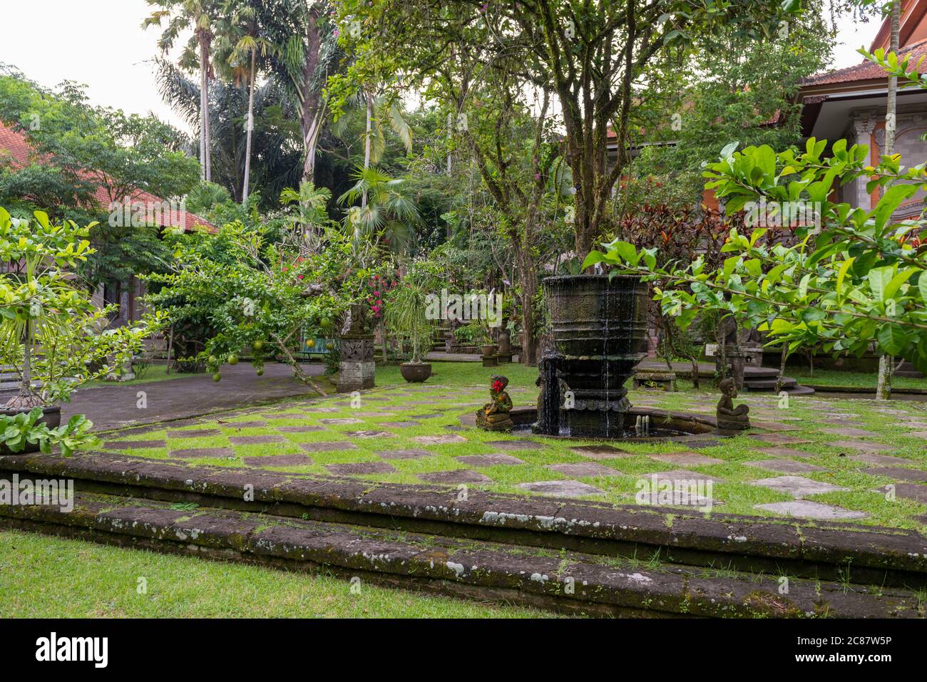 Traditional garden at Ubud Stock Photo - Alamy