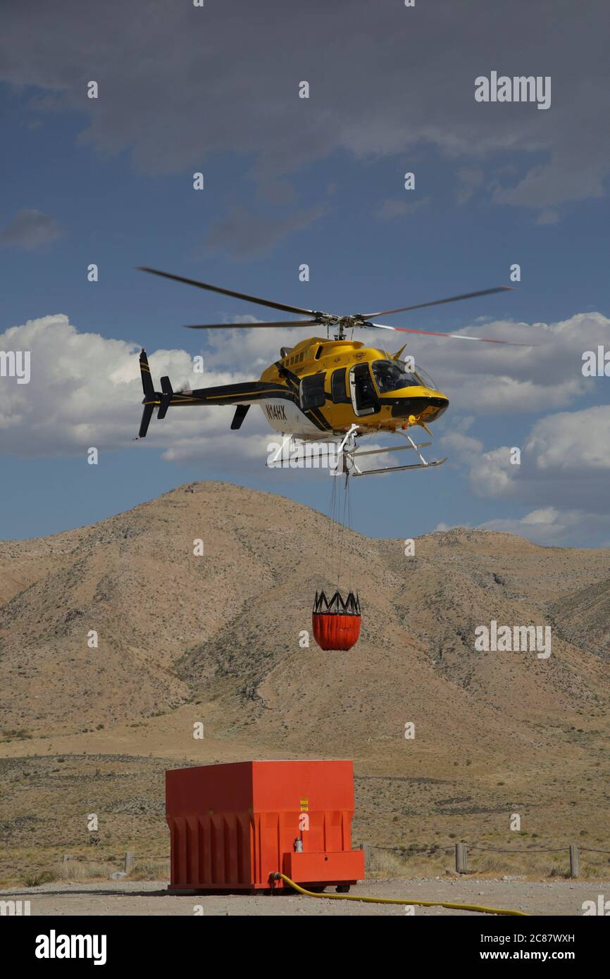 Helicopter buckets hi-res stock photography and images - Alamy