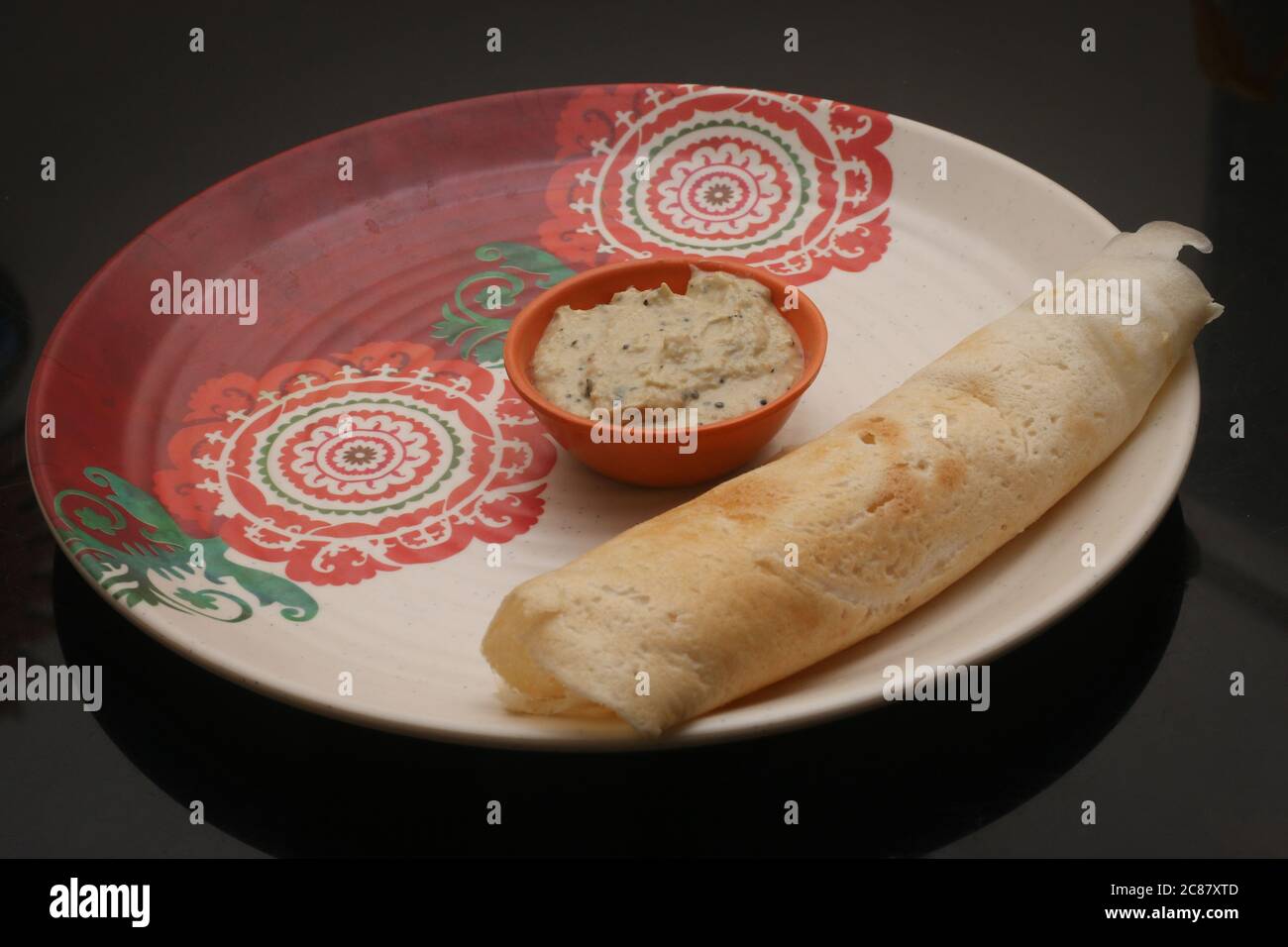 Homemade Sada Dosa with Coconut chutney Stock Photo - Alamy