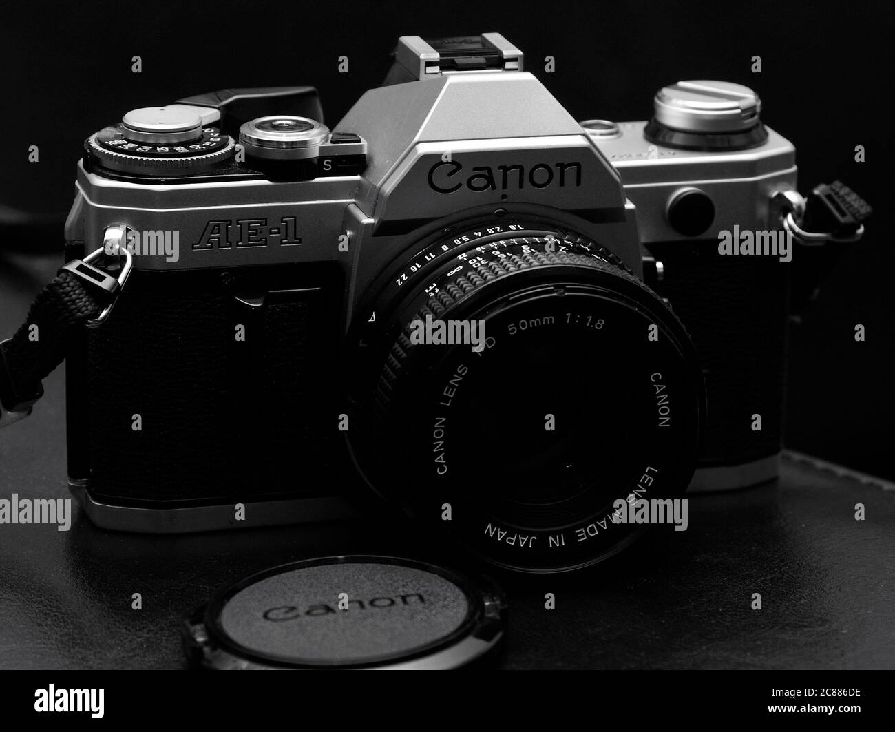 Canon ae1 hi-res stock photography and images - Alamy