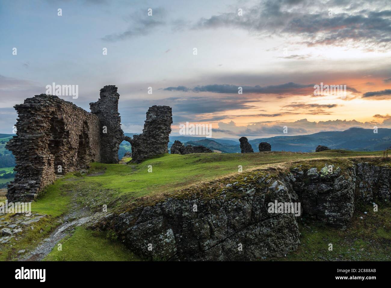 Castell dinas bran hi-res stock photography and images - Alamy