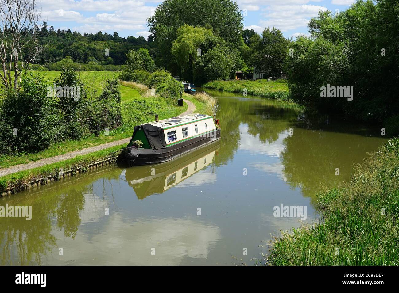 The Grand Union Canal near Old Linslade, Leighton Buzzard Stock Photo ...