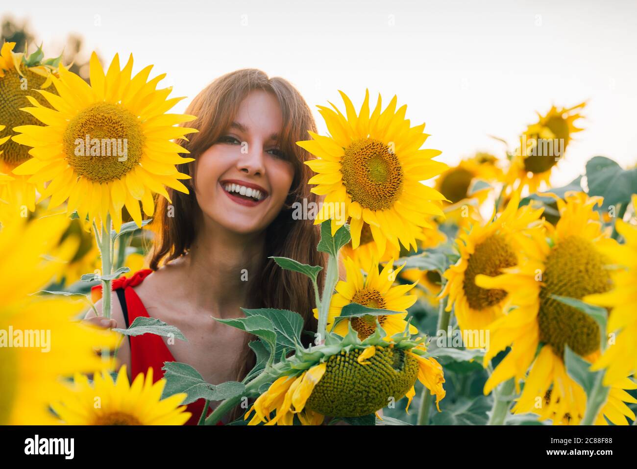 Happy laughing sunshine hi-res stock photography and images - Alamy