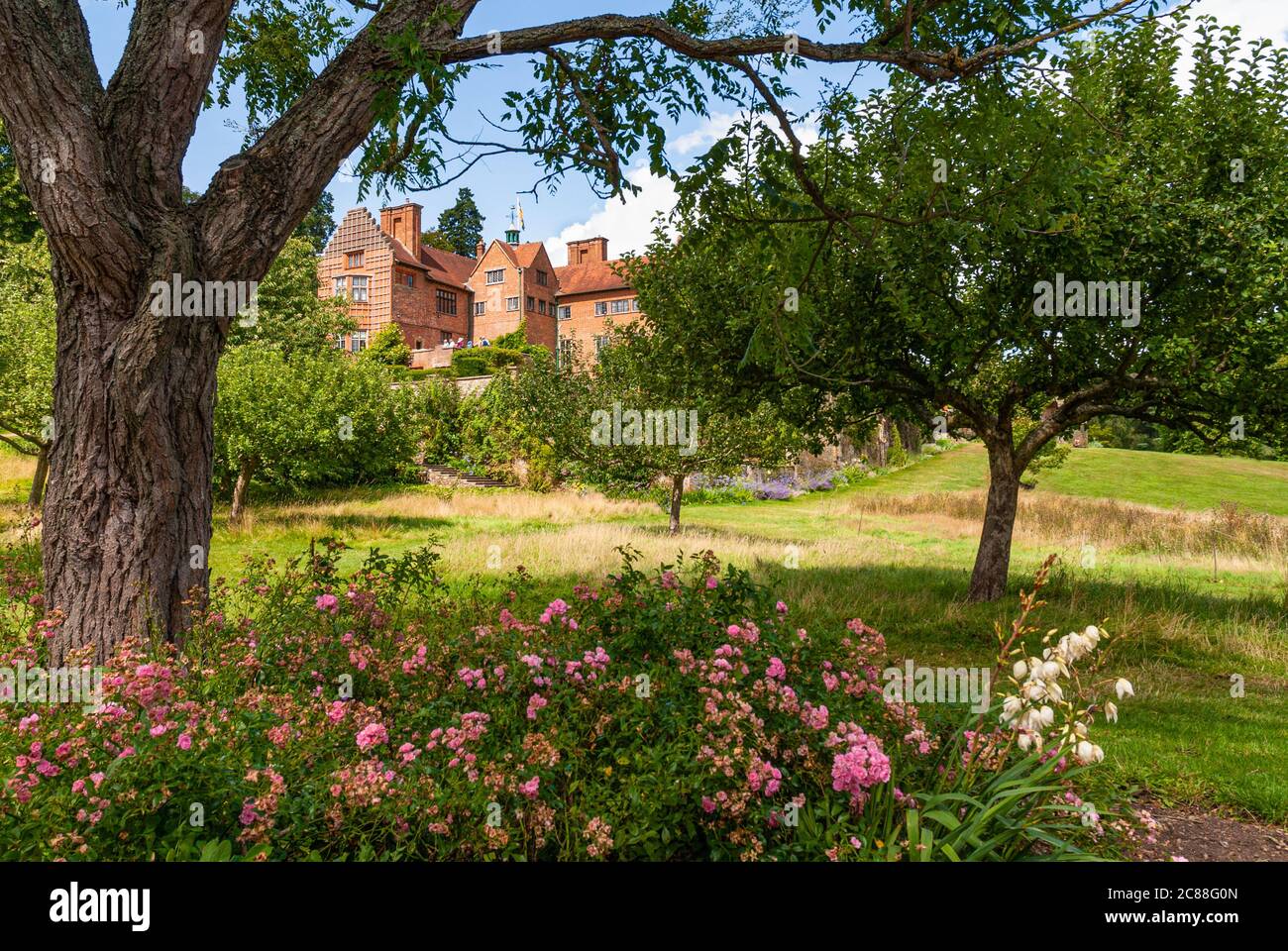 Churchill house gardens hi-res stock photography and images - Alamy