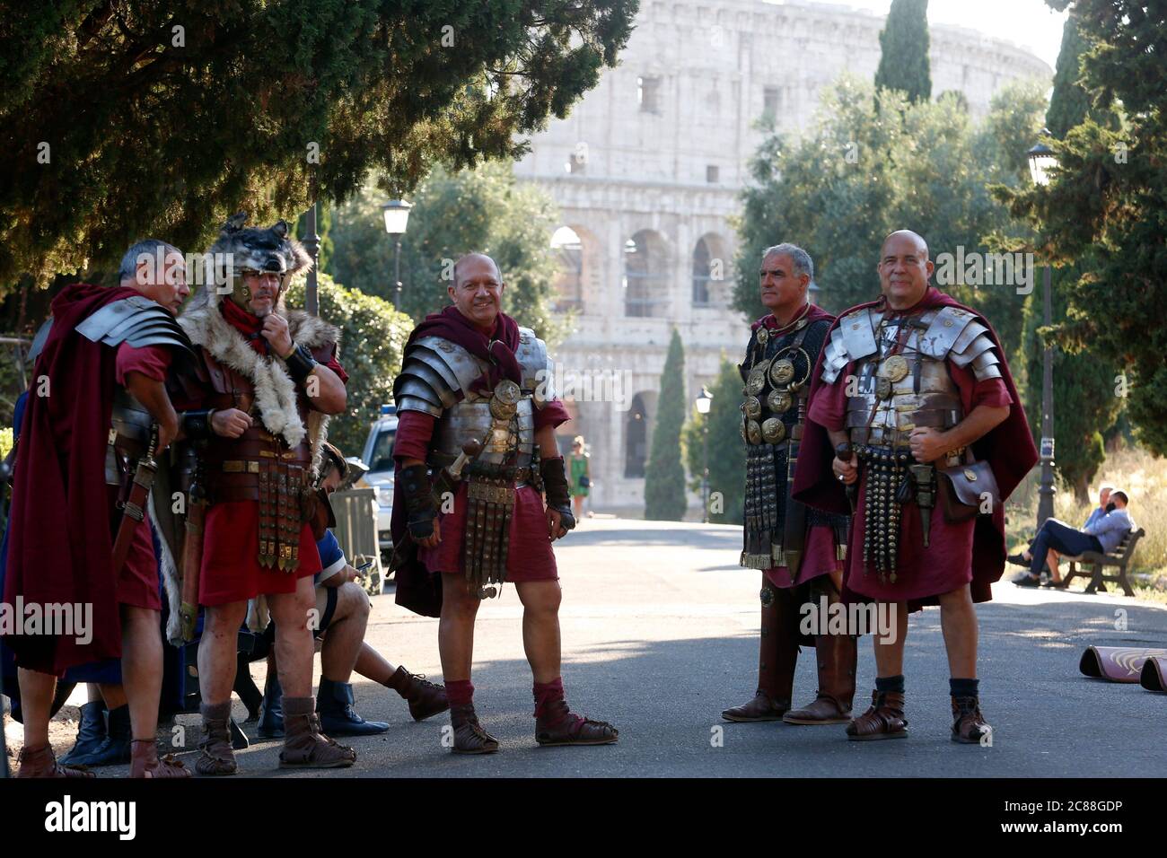 1st and 2nd century BC legionaries of the most famous Roman reenactment ...
