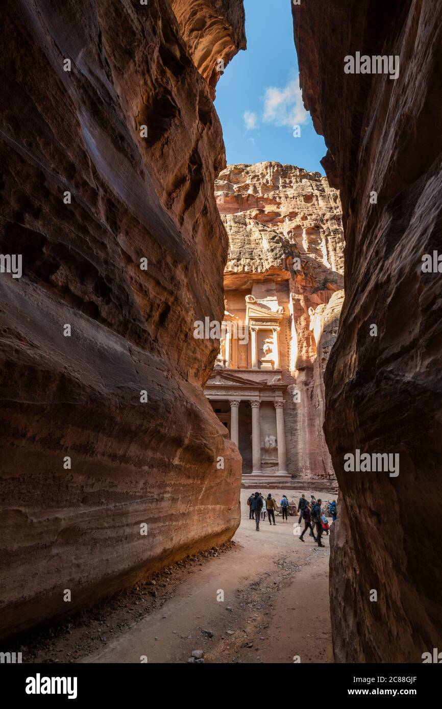 Columns and clouds hi-res stock photography and images - Alamy