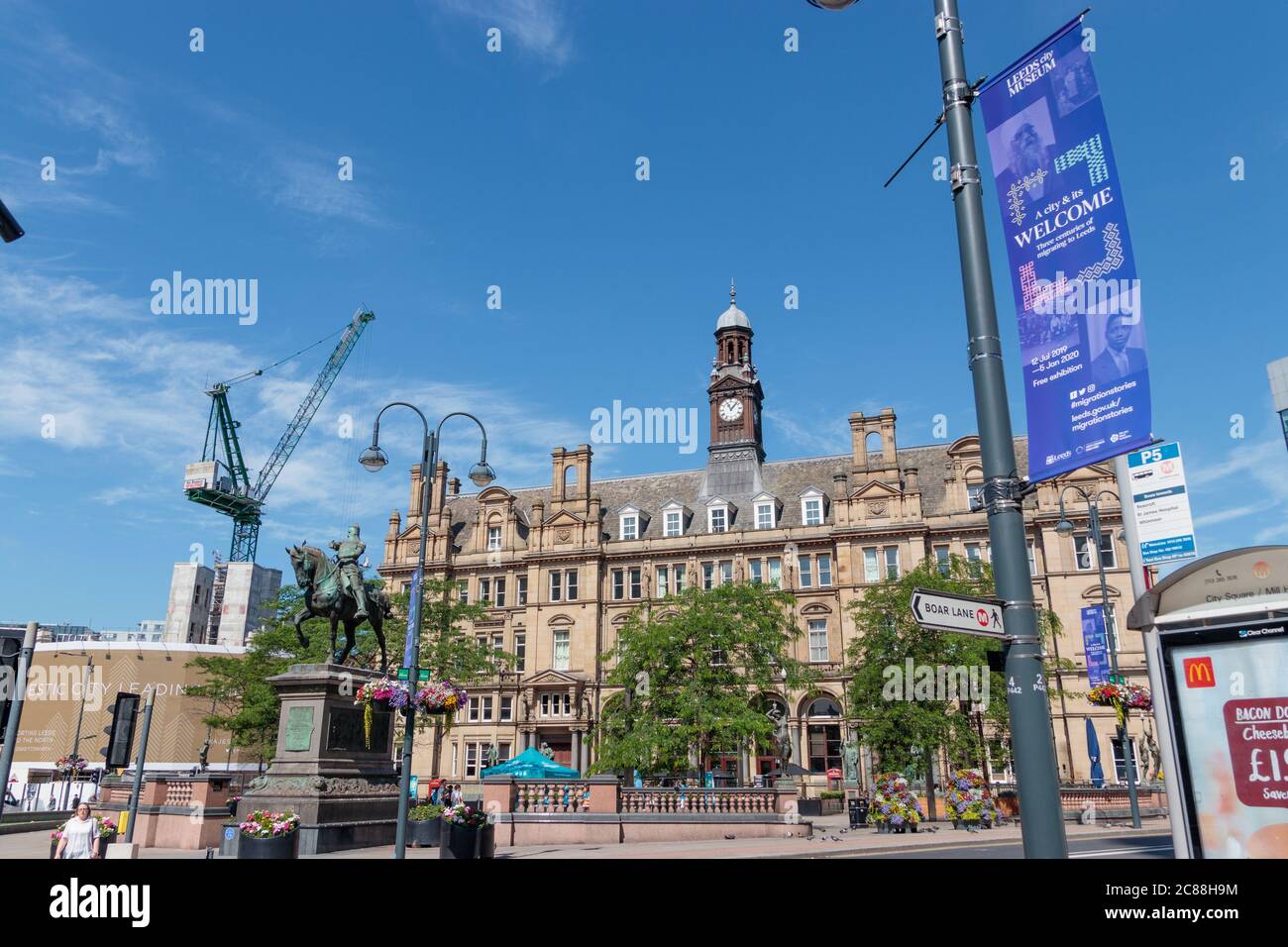 View of the old post office building, City Square, Leeds Stock Photo ...
