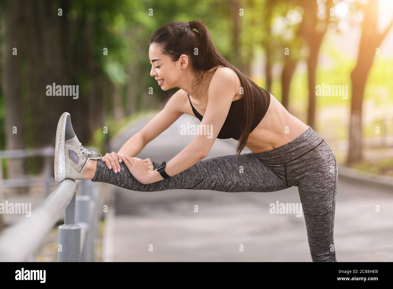 Warming up muscles hi-res stock photography and images - Alamy