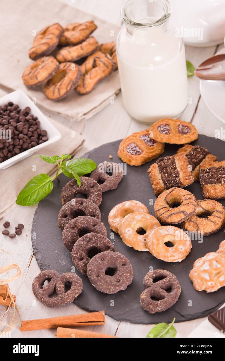 Shortcrust pastry biscuits Stock Photo - Alamy