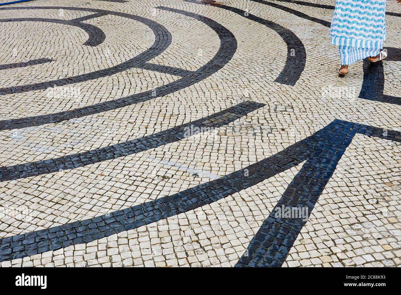 Portugal pavement hi-res stock photography and images - Alamy