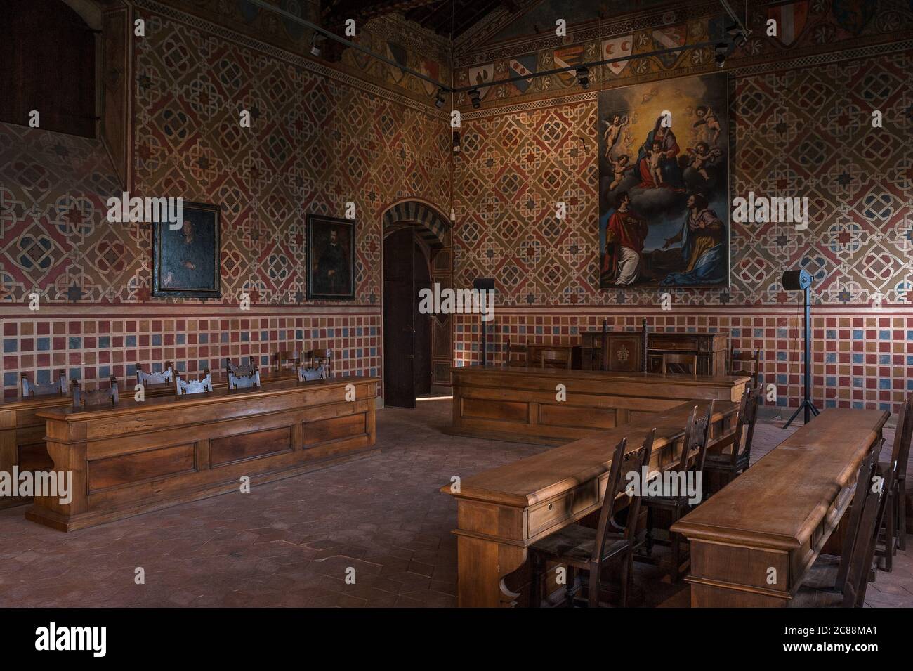 1200s tuscan castle hi-res stock photography and images - Alamy