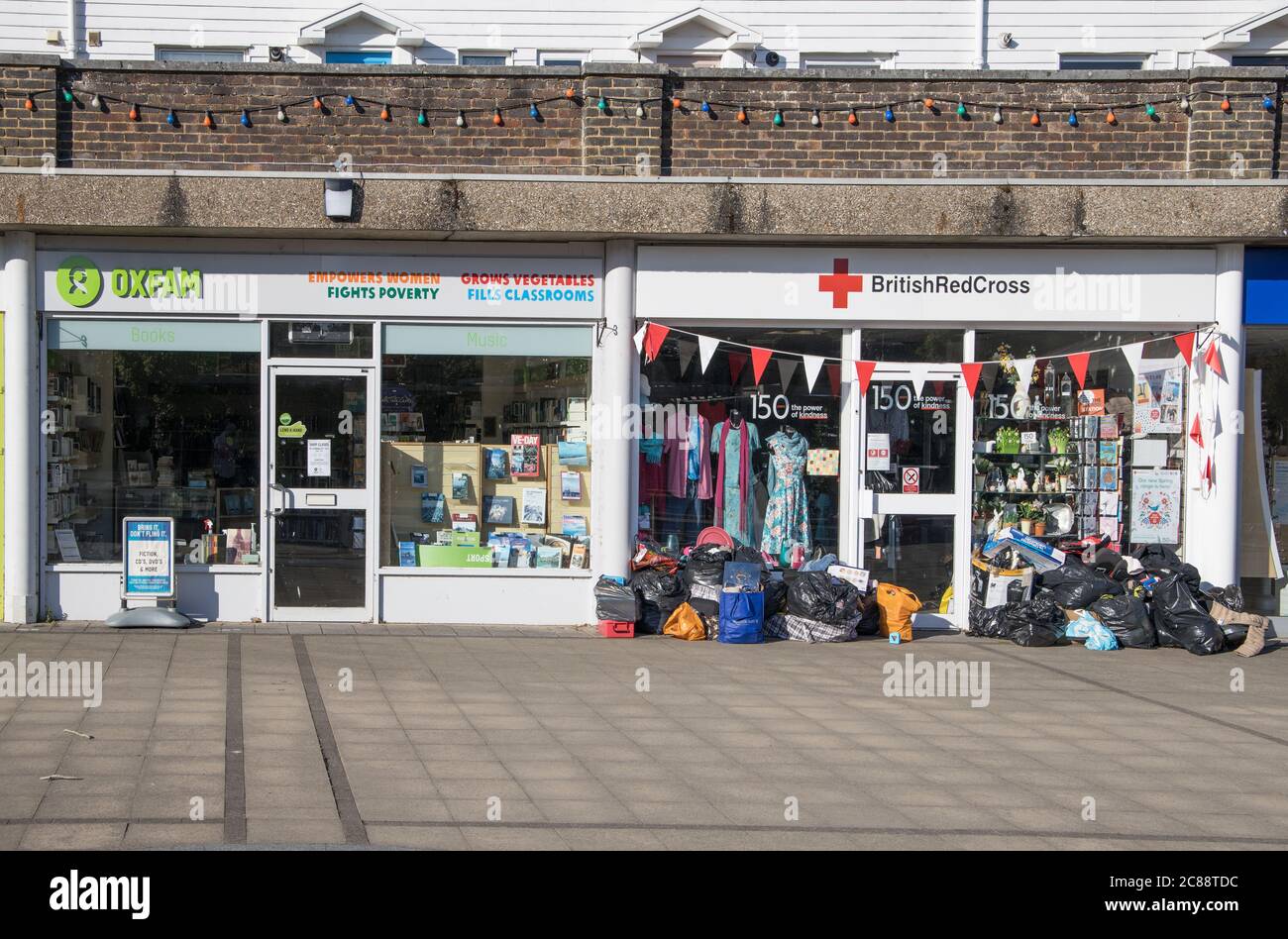 British red cross charity shop hi-res stock photography and images - Alamy