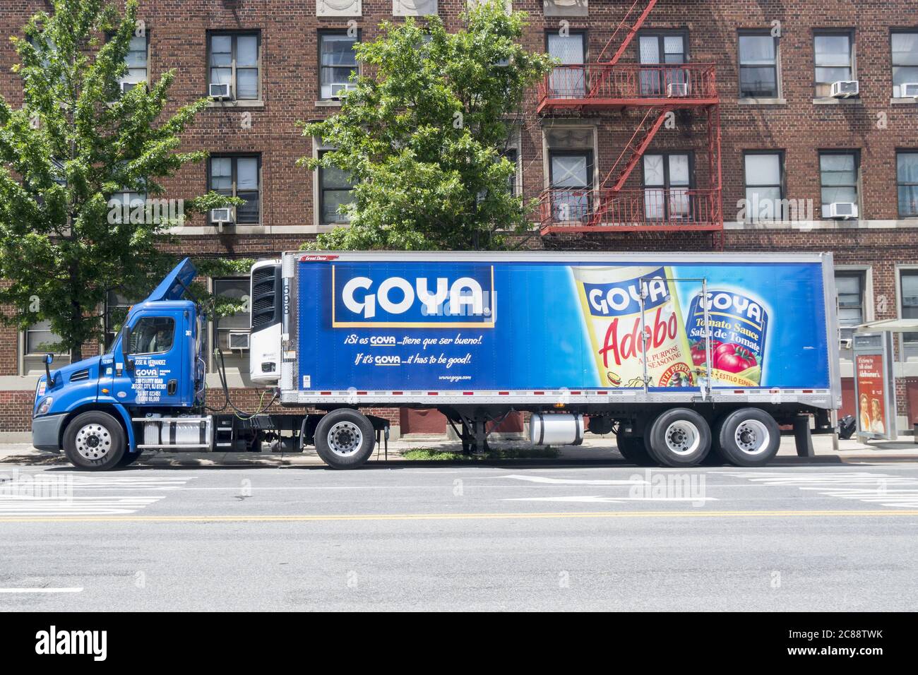 Truck on the street hi-res stock photography and images - Alamy