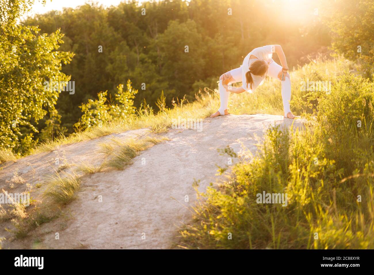 Advanced asana hi-res stock photography and images - Alamy