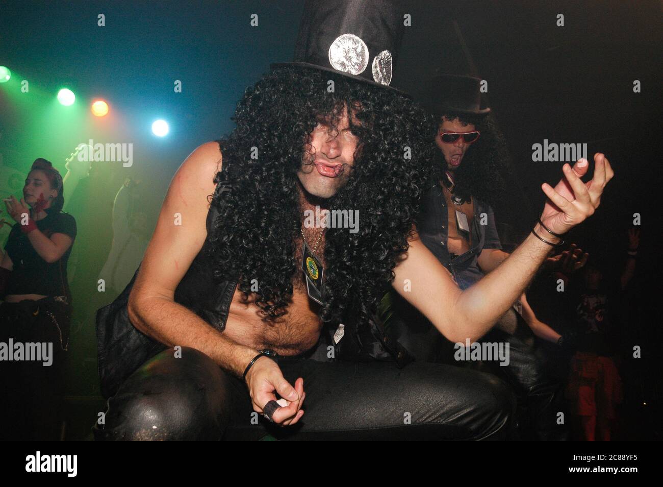 Slash electric guitar hi-res stock photography and images - Alamy