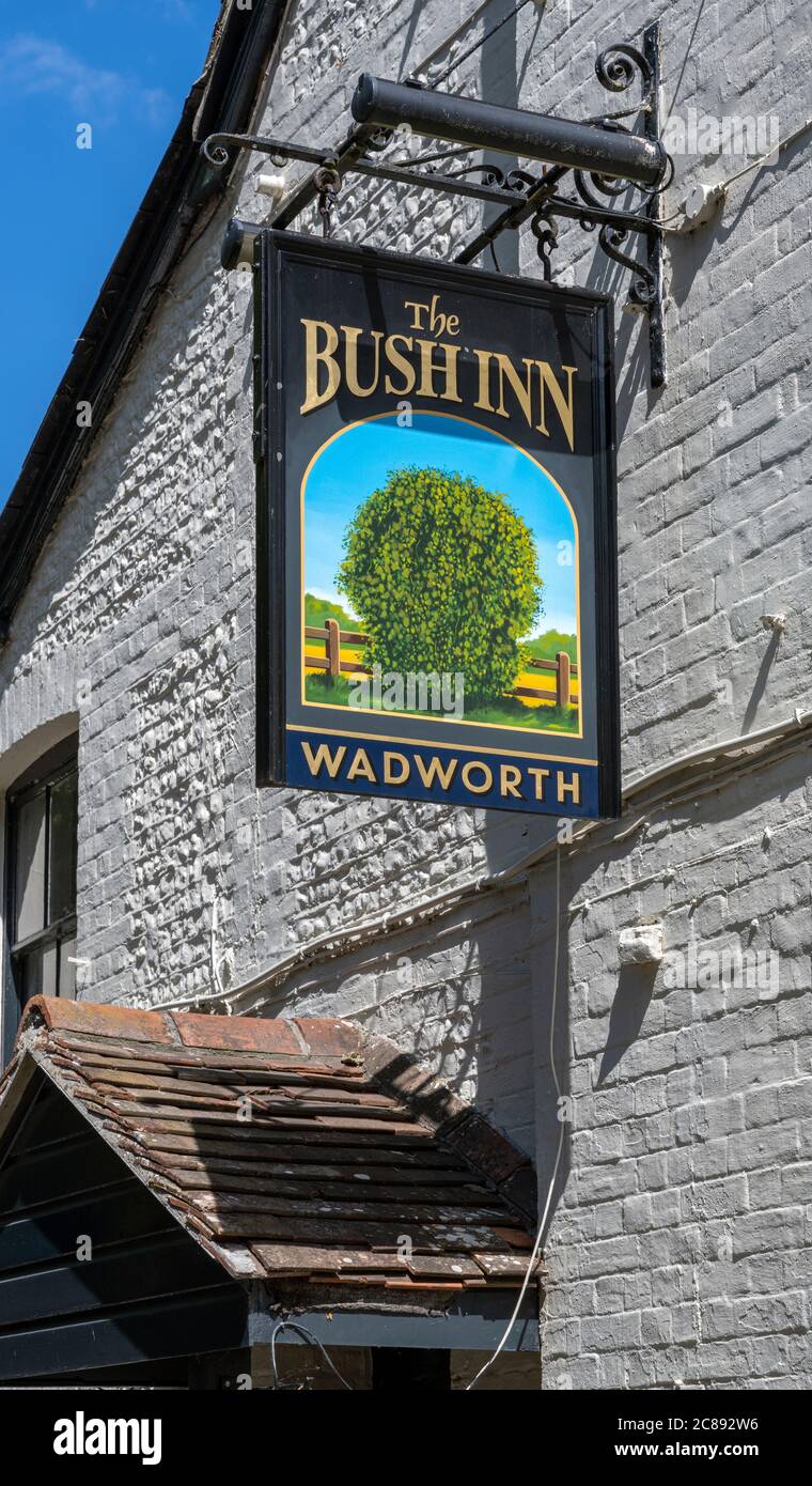 17th century inn pub sign hi-res stock photography and images - Alamy