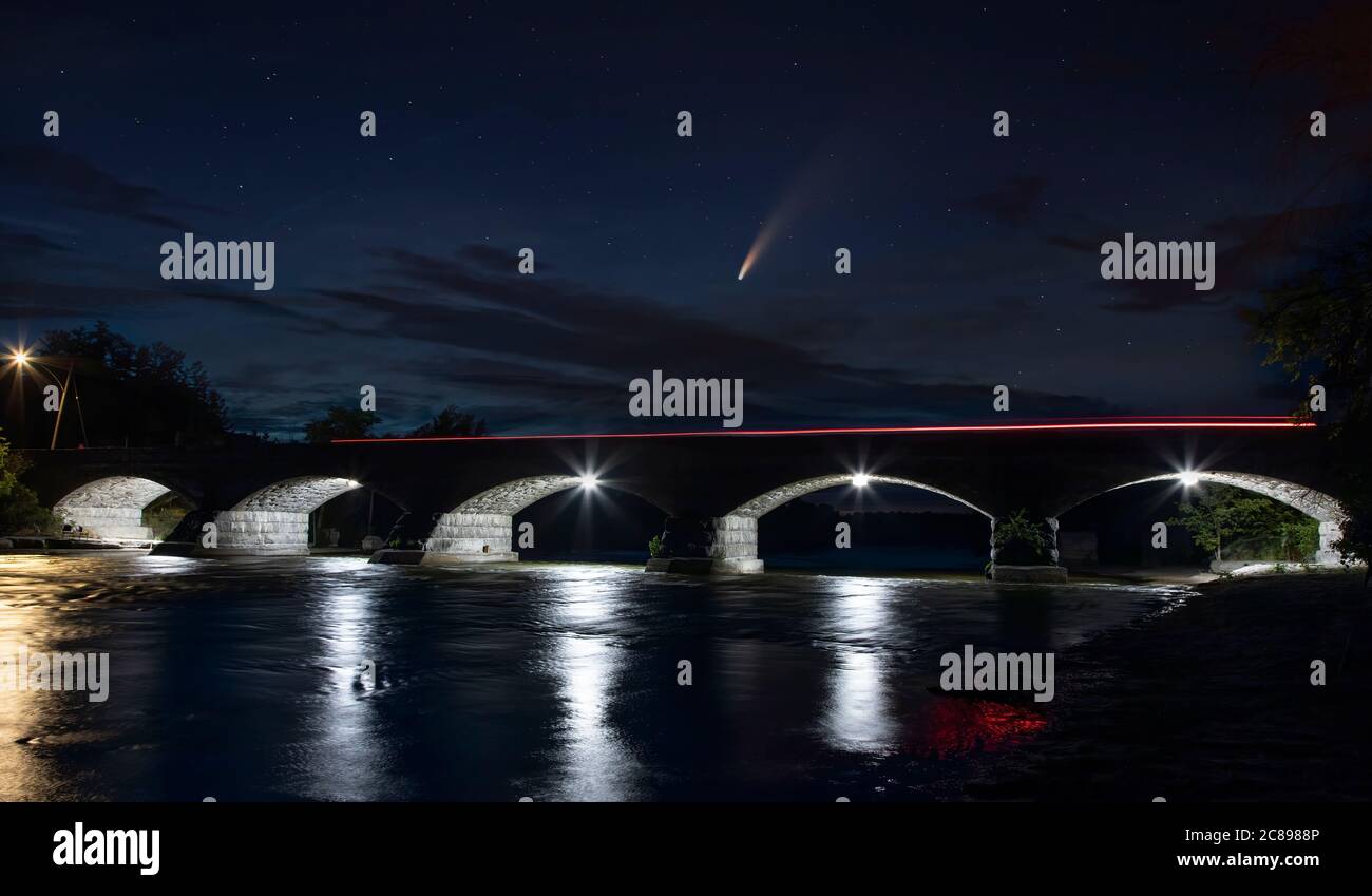 Bright stone bridge hi-res stock photography and images - Alamy