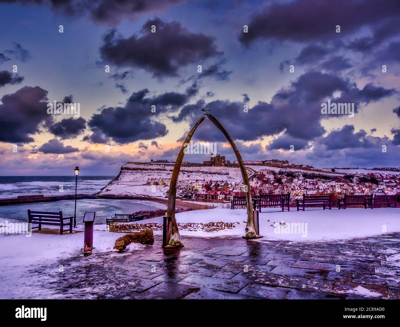 Whalebone Arch and view of Whitby Abbey, Whitby, North Yorkshire, UK ...