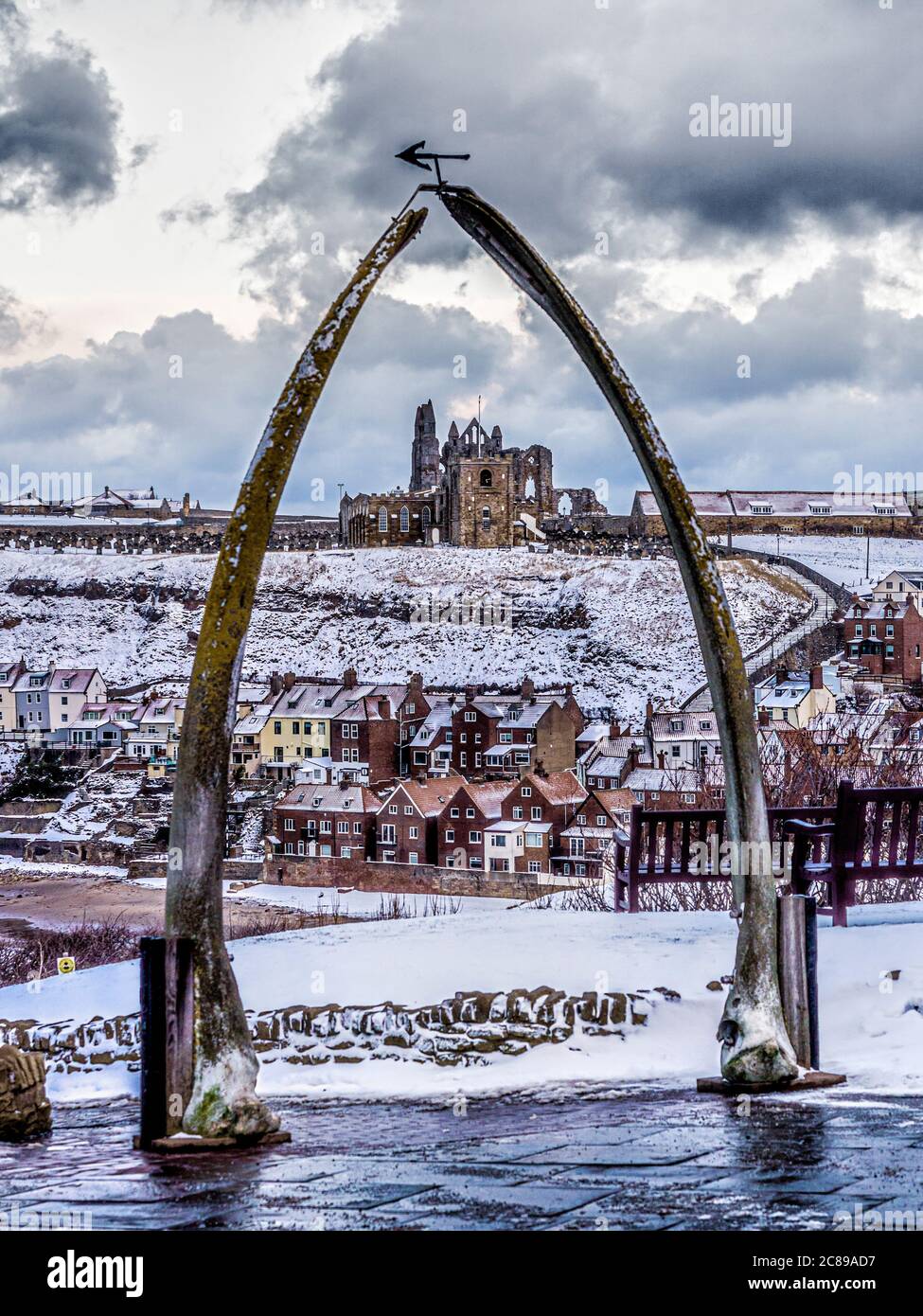 Whalebones arch hi-res stock photography and images - Alamy