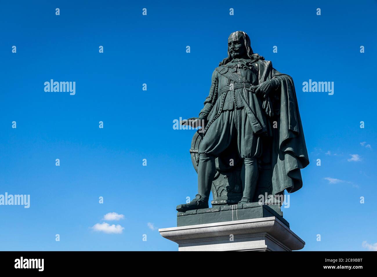 VLISSINGEN 21-07-2020. Statue Michiel de Ruyter. Standbeeld Michiel de ...