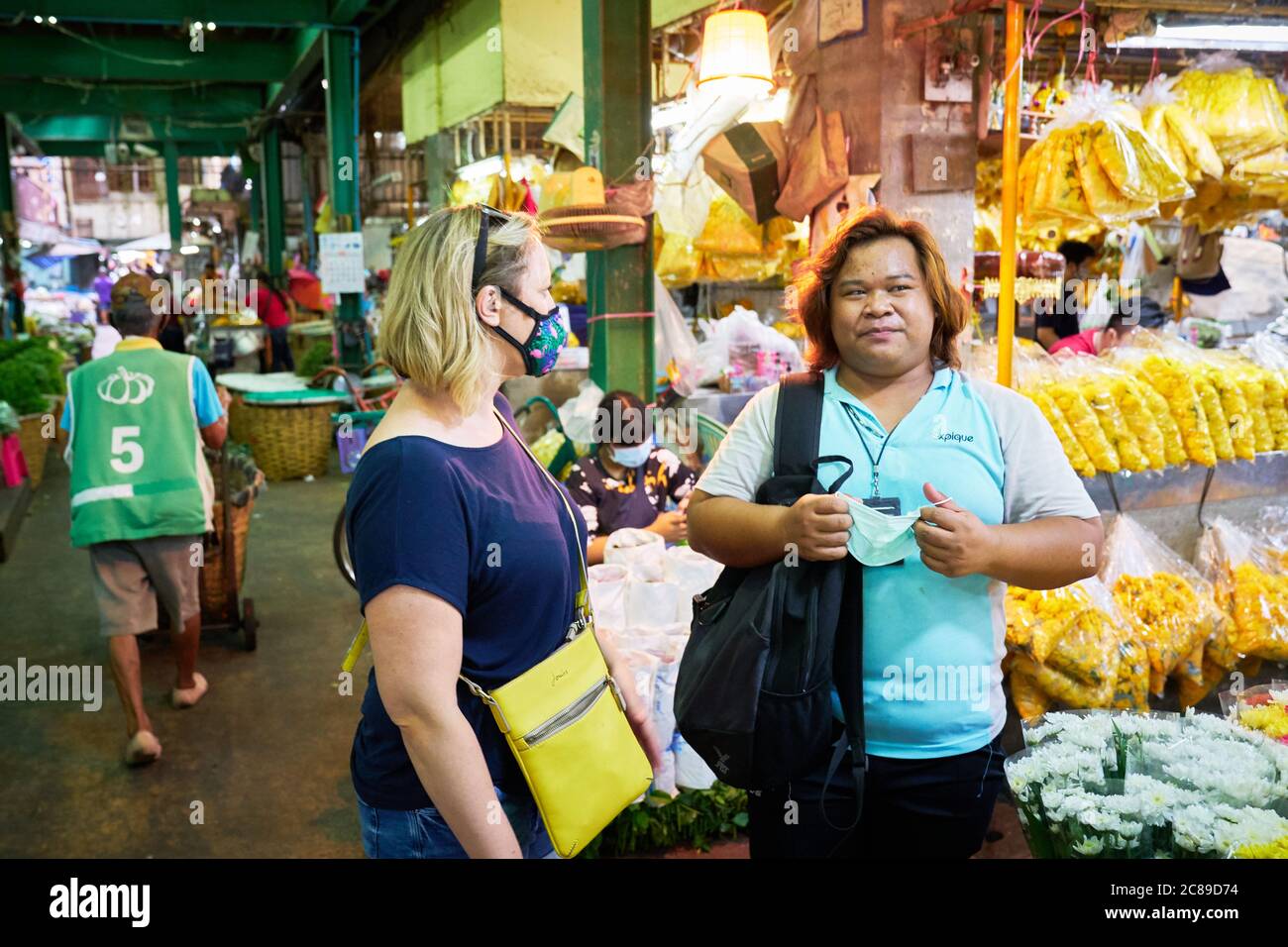 Touring around markets with an expert guide downtown Chak Phet Road ...