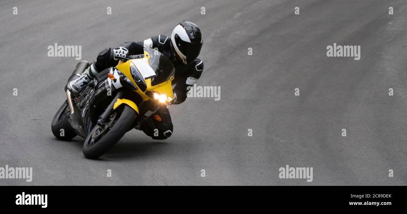Bike race on highway hi-res stock photography and images - Alamy
