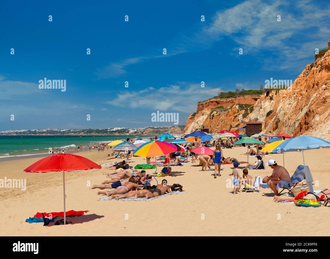 Praia da Falésia beach, Algarve, Portugal Stock Photo - Alamy
