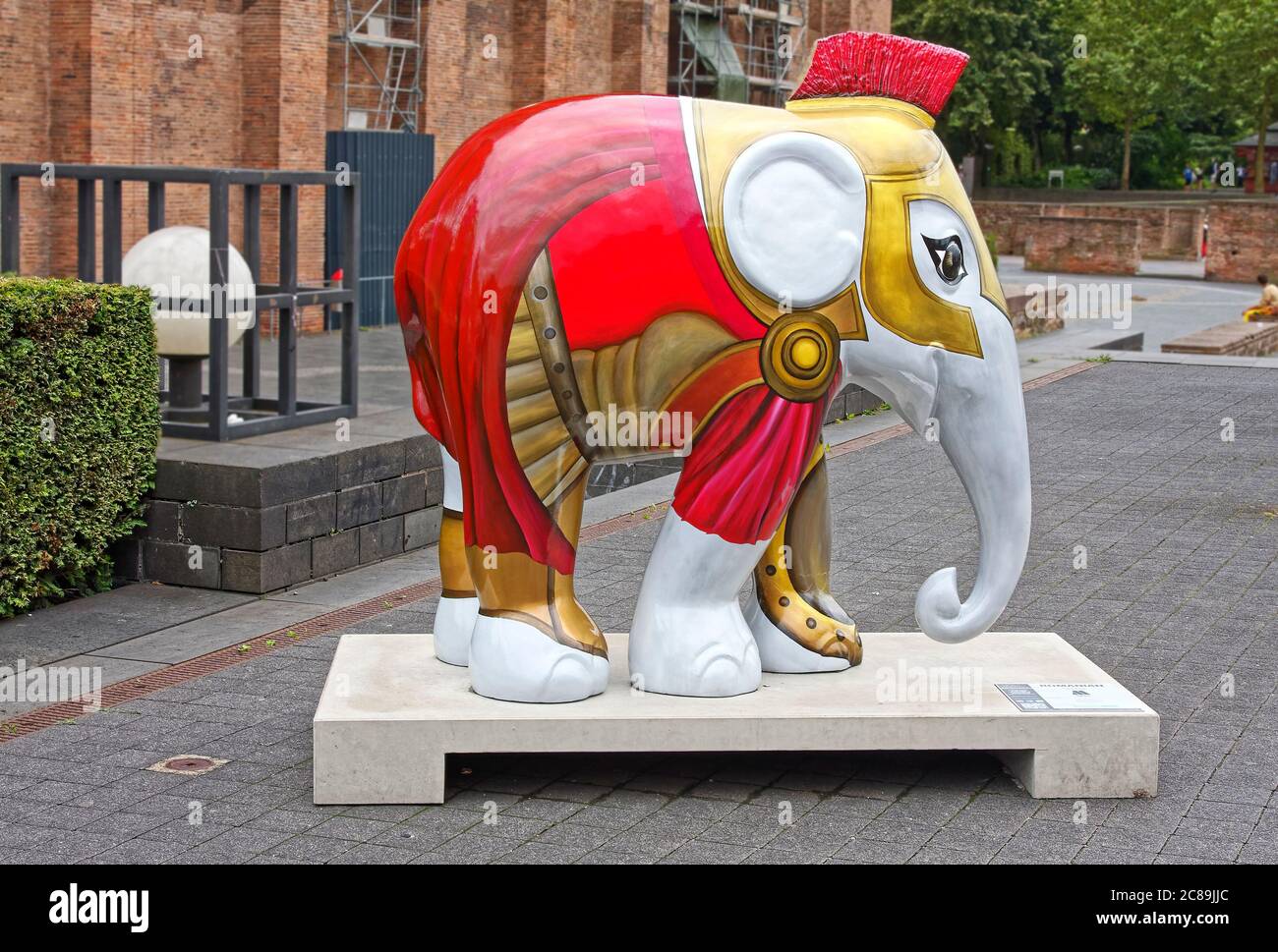 Asian elephant statue, campaign for animals support, public art ...
