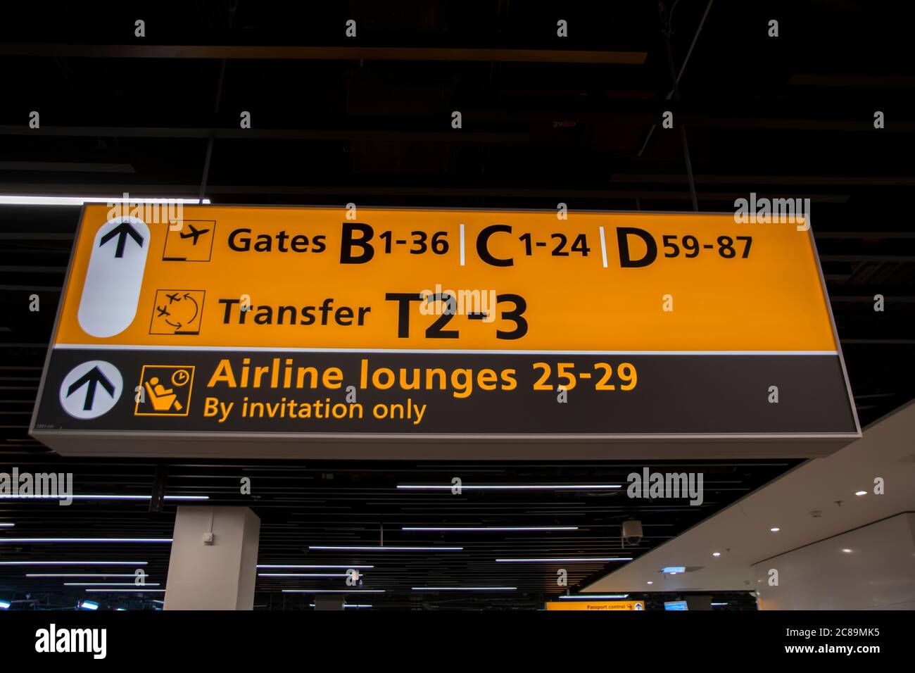 B1 gate hi-res stock photography and images - Alamy