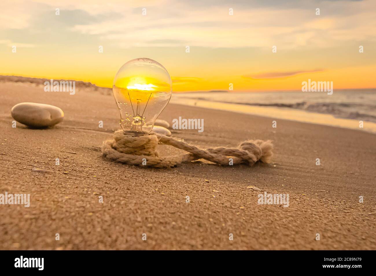 Light bulb and sunset hi-res stock photography and images - Alamy