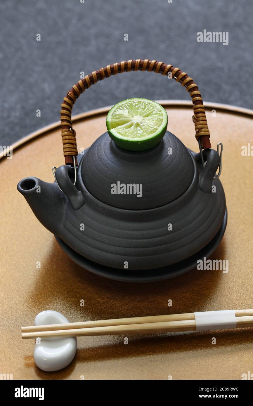 Dobinmushi of matsutake hi-res stock photography and images - Alamy