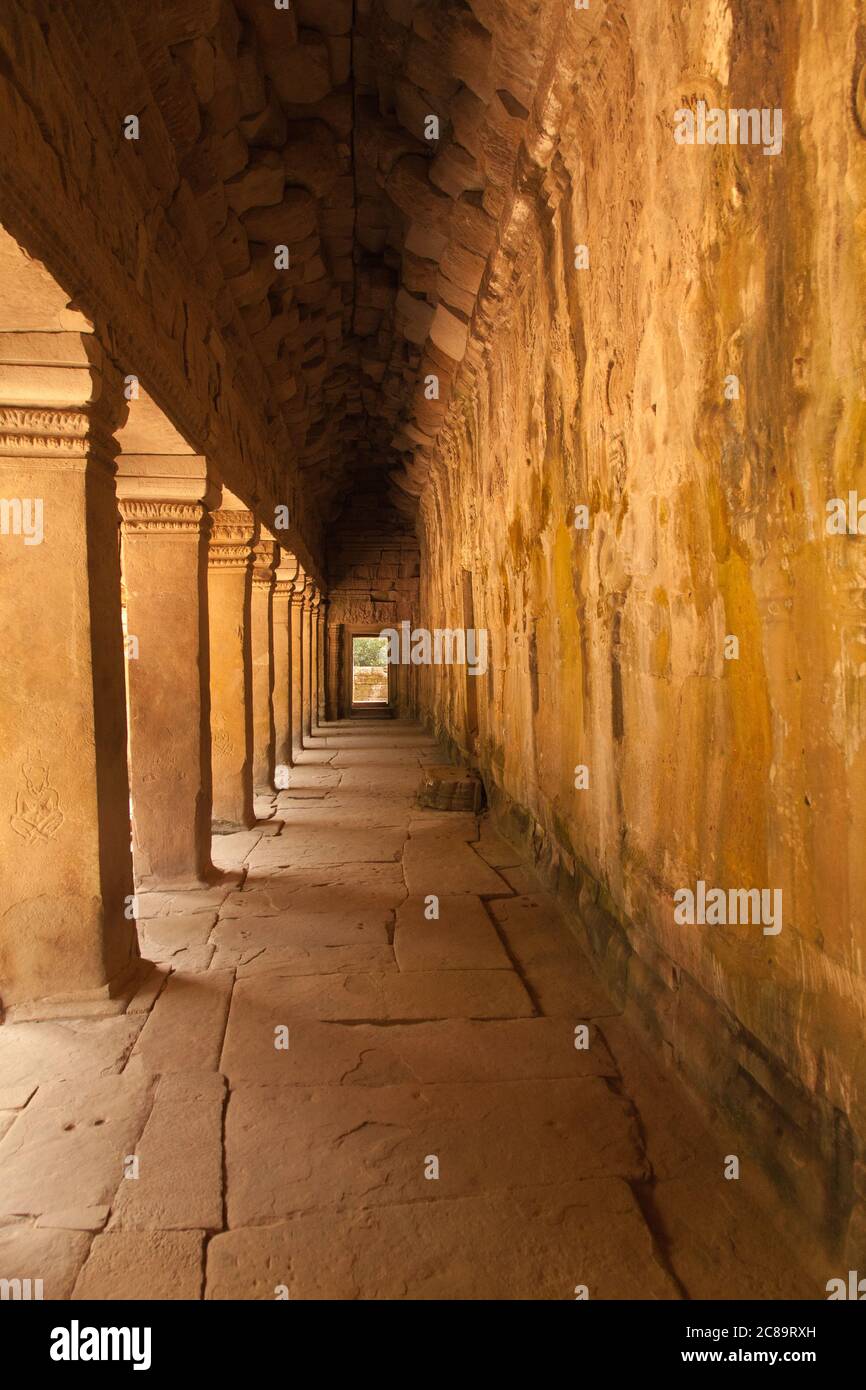 Angkor watt temples hi-res stock photography and images - Alamy
