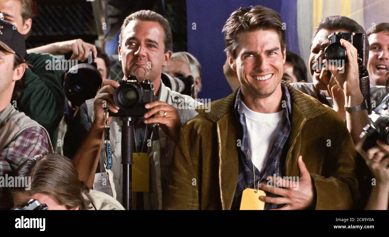 Tom cruise jerry maguire film still hi-res stock photography and images ...