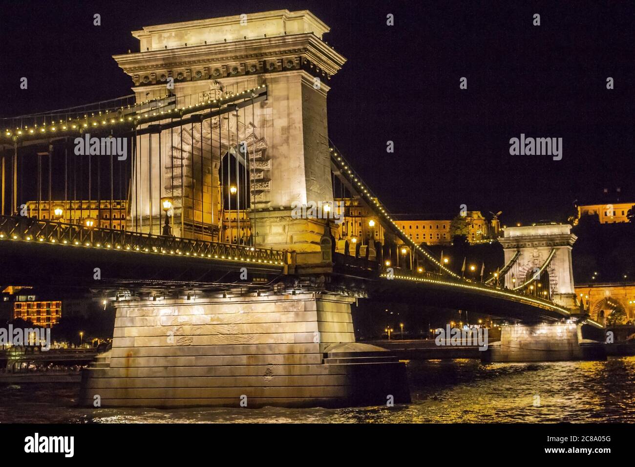 The Chain Bridge at night Stock Photo - Alamy