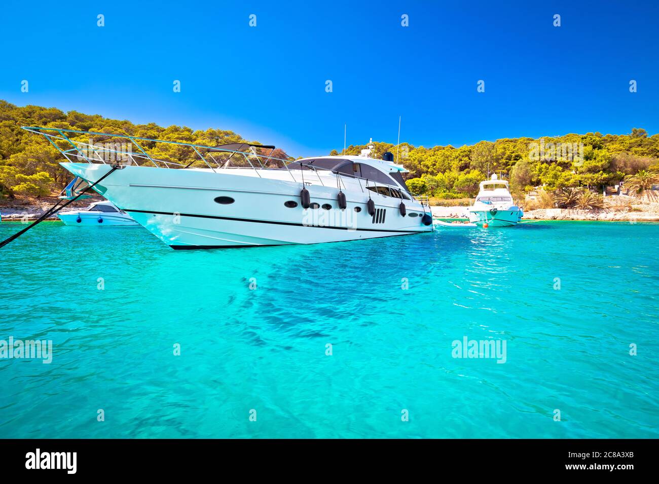 Palmizana bay on Pakleni Otoci islands turquoise yachting destination ...