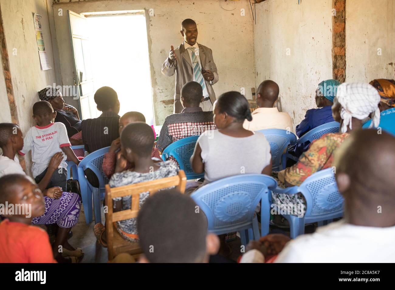 Church Minister Preaching High Resolution Stock Photography and Images ...