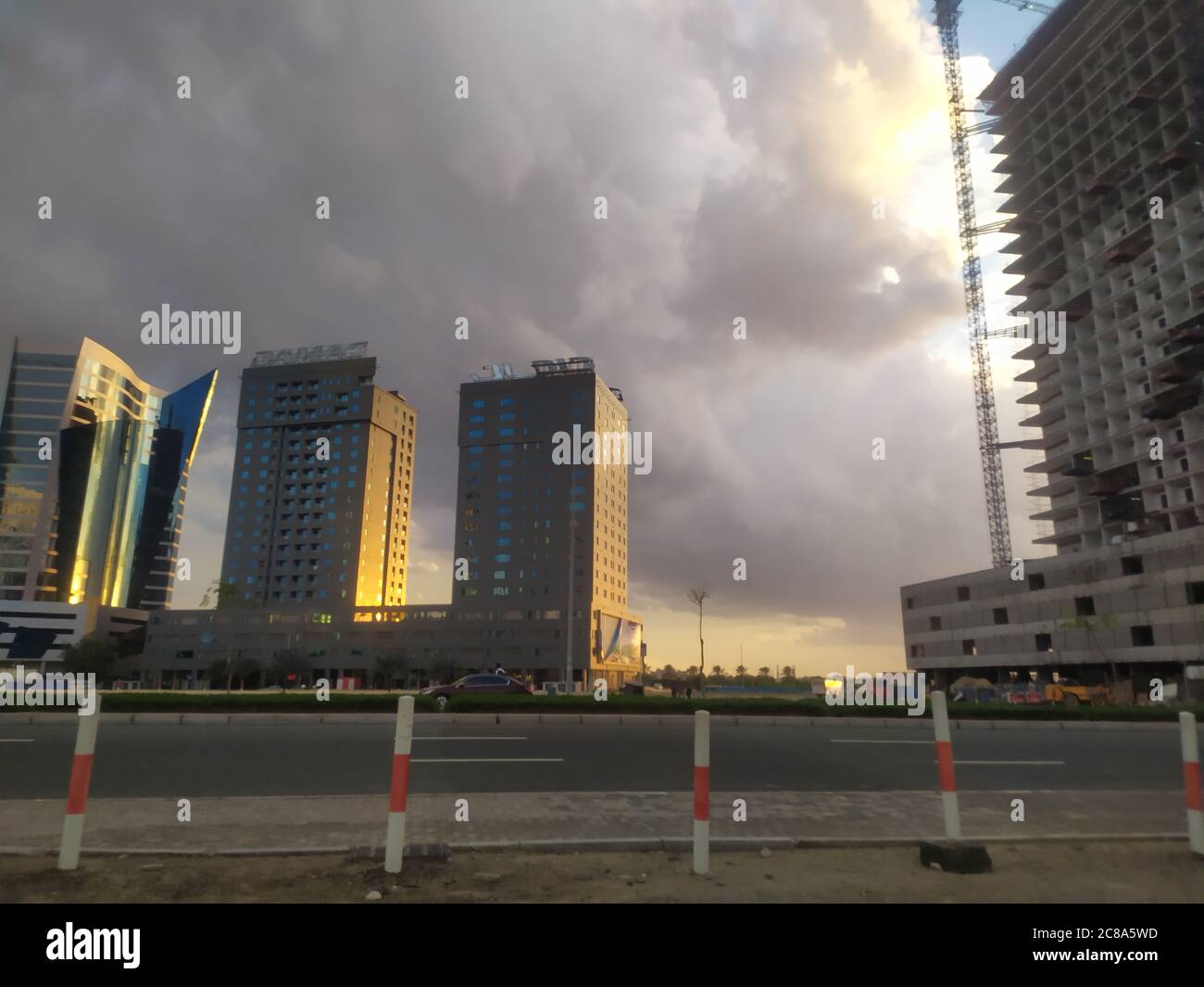 Dubai gate hi-res stock photography and images - Alamy