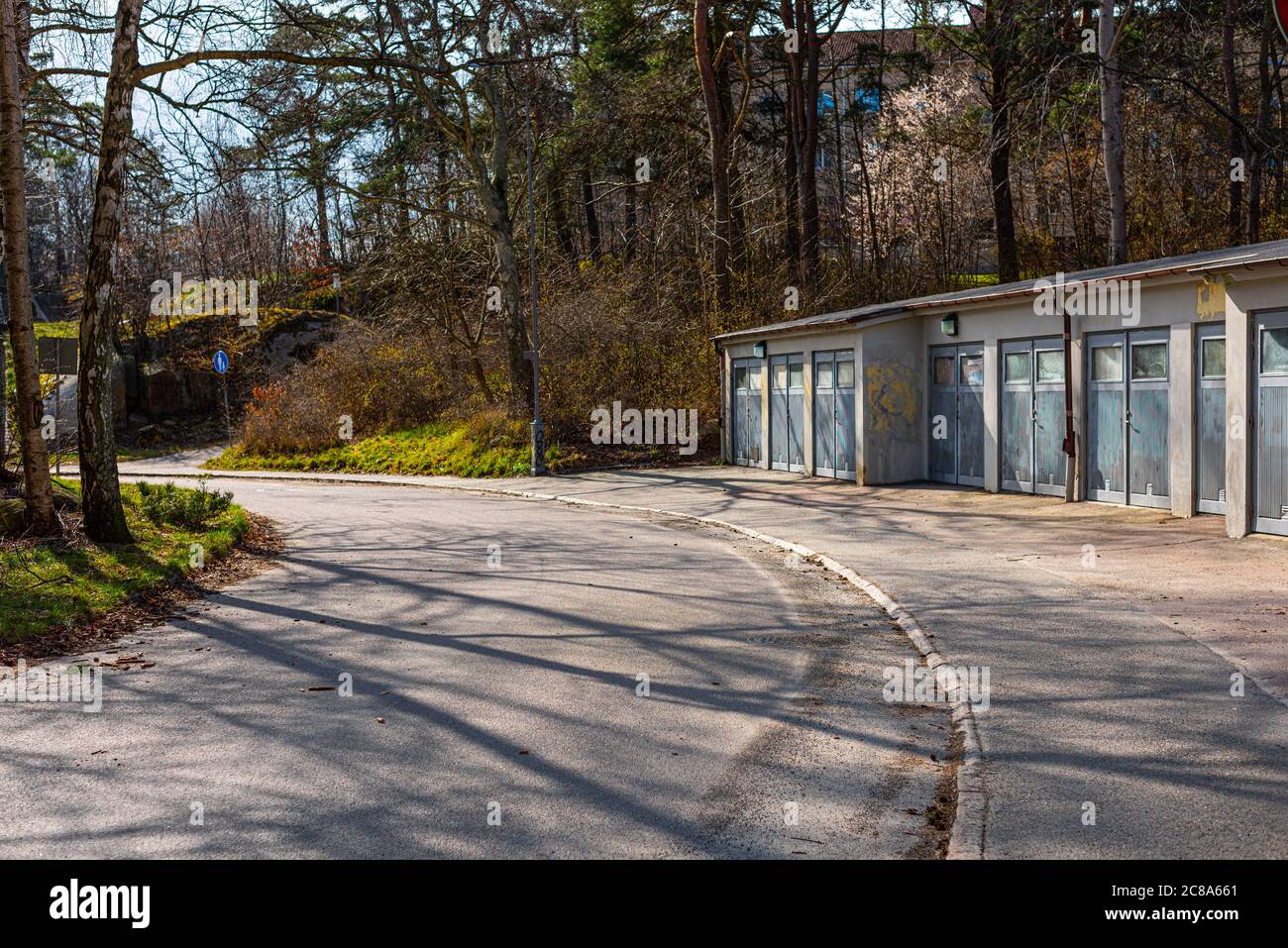 Old garages hi-res stock photography and images - Alamy
