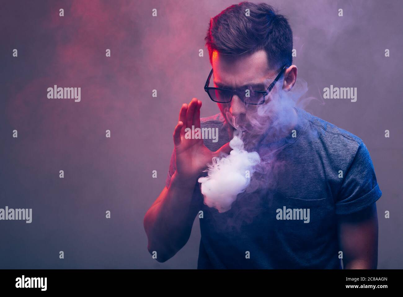 Vaper smoke hi-res stock photography and images - Alamy