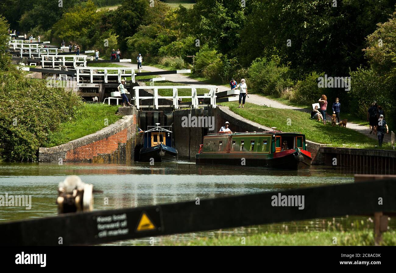 Caen Hill Lock Flight, Wiltshire Stock Photo - Alamy