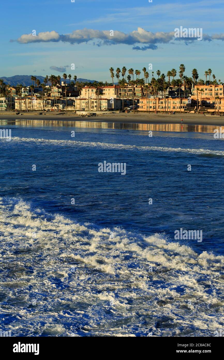 Oceanside california beach hi-res stock photography and images - Alamy
