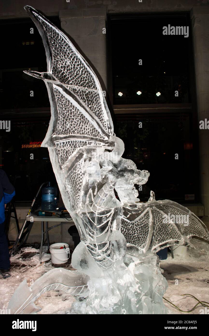 Ice dragon hi-res stock photography and images - Alamy