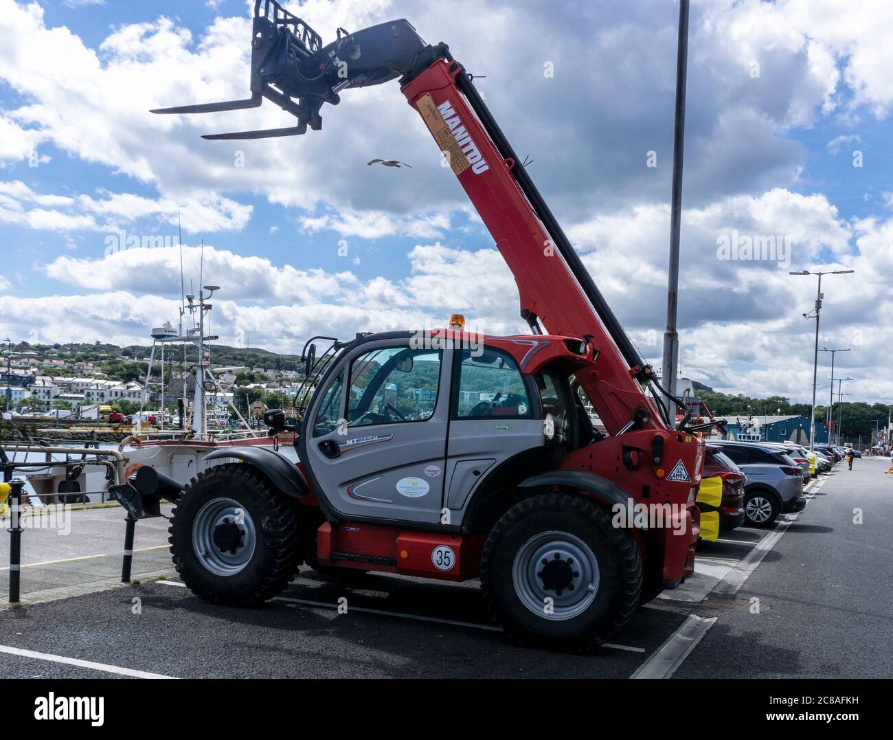 Cherry picker hi-res stock photography and images - Alamy