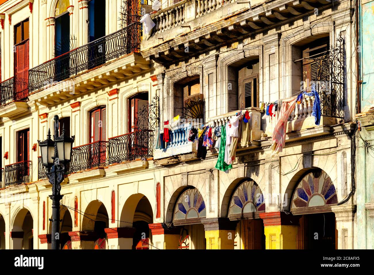 Aged buildings hi-res stock photography and images - Alamy