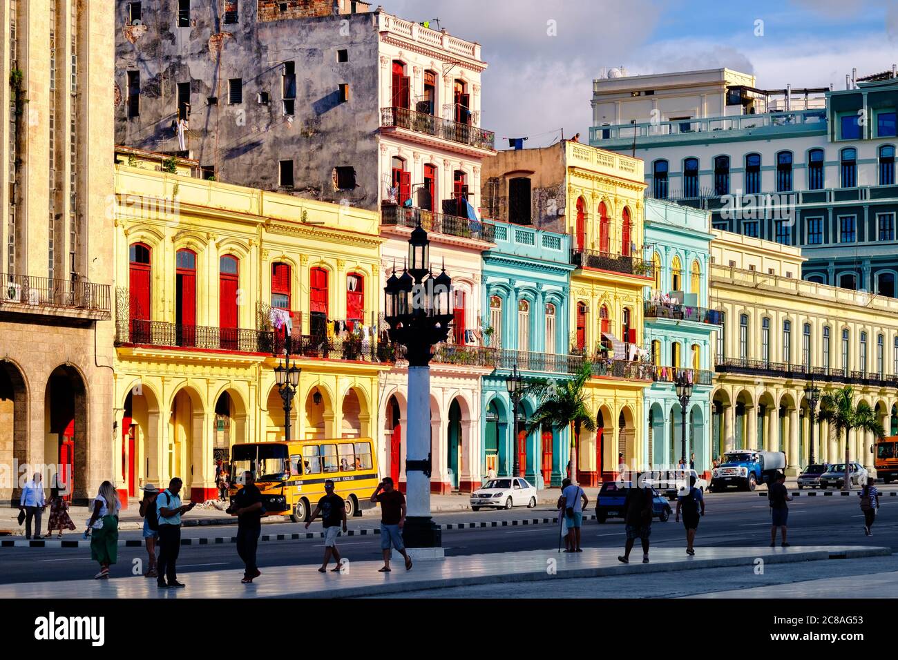 Cuban scene hi-res stock photography and images - Alamy