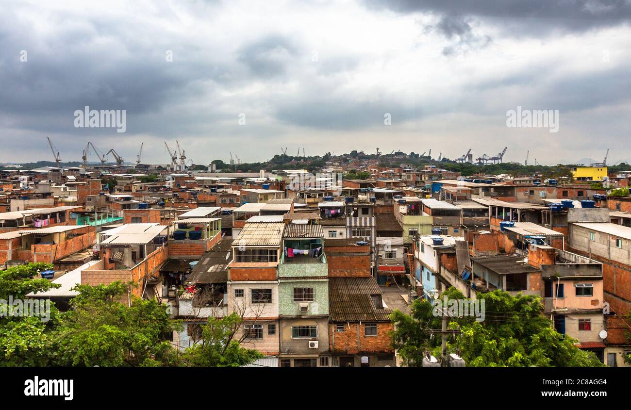 Favelas poverty poor hi-res stock photography and images - Alamy